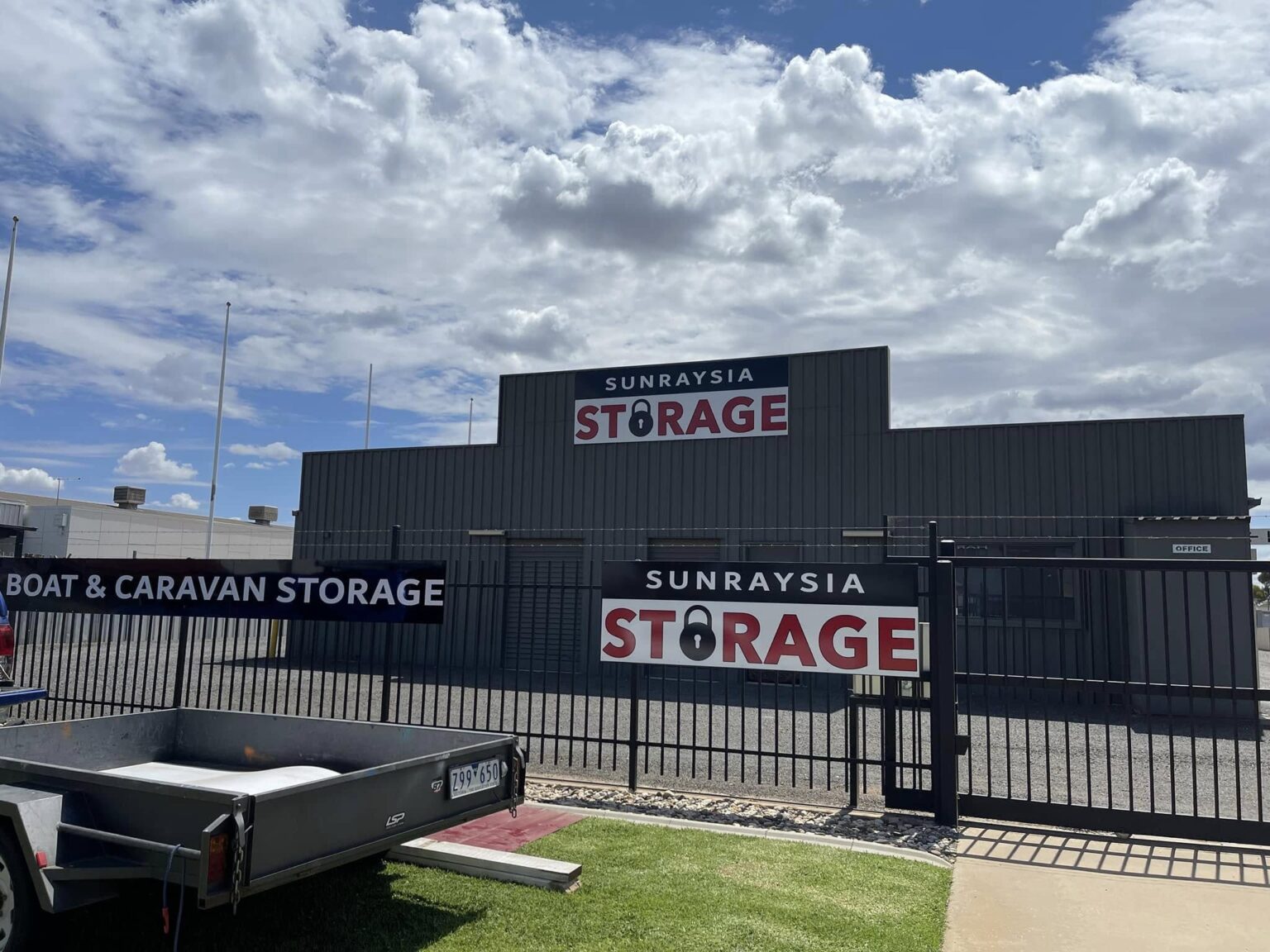 Laser Signs & Print | One Team, One Location | Mildura